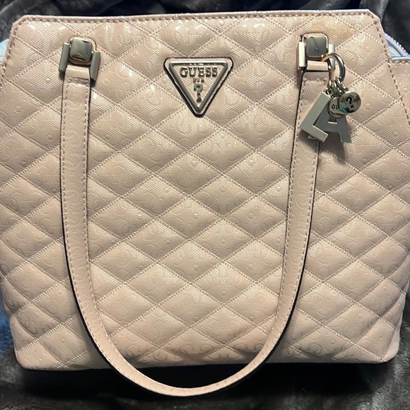 Bags | Nwt Guess Quilted Blush Tote | Poshmark